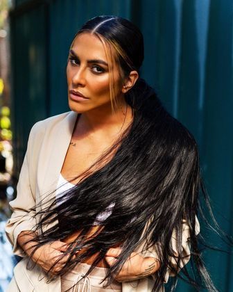 Cleo faz 39 anos: veja as mudanças da atriz em quase quatro décadas ...