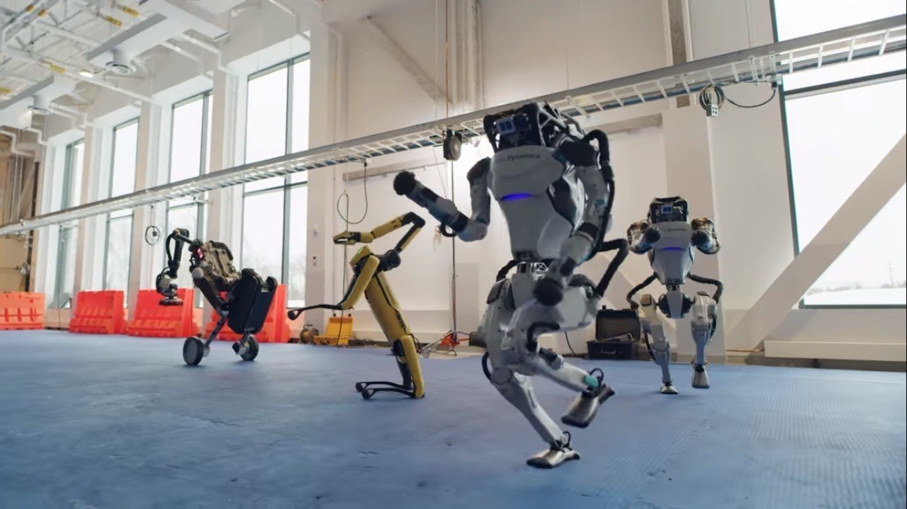 Coreografia de robôs impressiona internautas e viraliza na internet ...