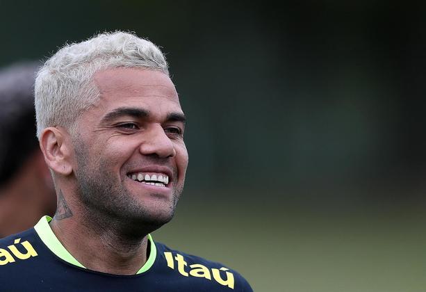 Os 34 dias de Daniel Alves preso na Espanha! Veja o que já aconteceu ...