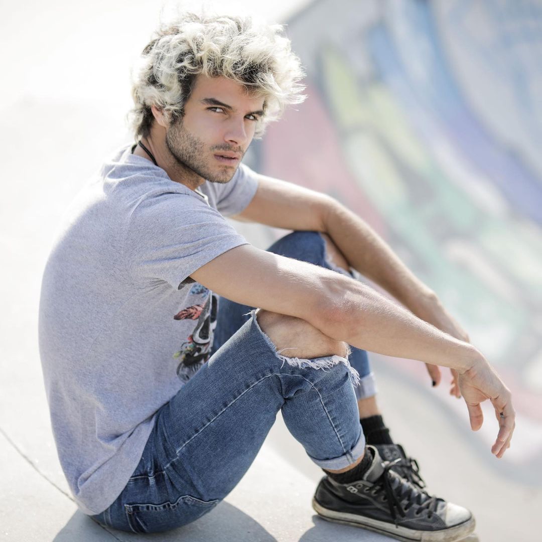 Ator Daniel Blanco resgata foto da infância e encanta fãs na web ...