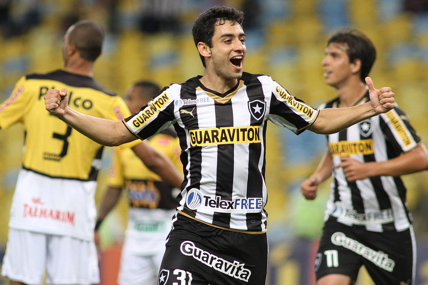 'Daniel era craque. Acabava com a bola', lembra amigo de infância ...