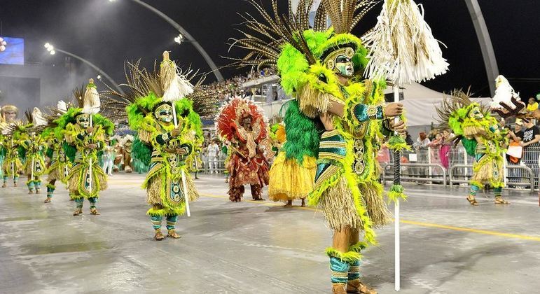 São Paulo define ordem de desfiles das escolas de samba em 2023 ... São Paulo define ordem de desfiles das escolas de samba em 2023 ...