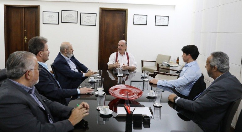 Presidente da Record TV é recebido pelo prefeito de Belo Horizonte ...