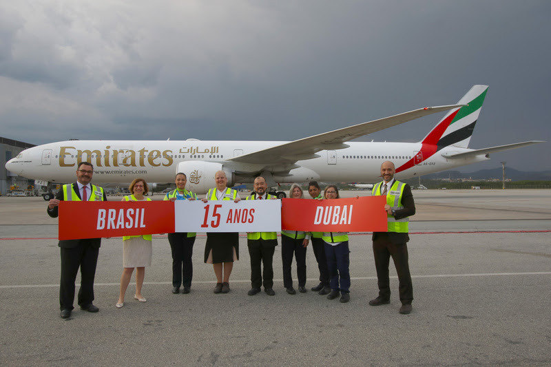 Emirates comemora 15 anos de operações no Brasil - Prisma - R7 Luiz ...