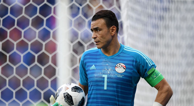 Mais velho em Copas, goleiro El Hadary dá adeus à seleção egípcia ...