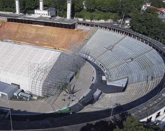 Pacaembu terá grama sintética, e reinauguração está prevista para ...