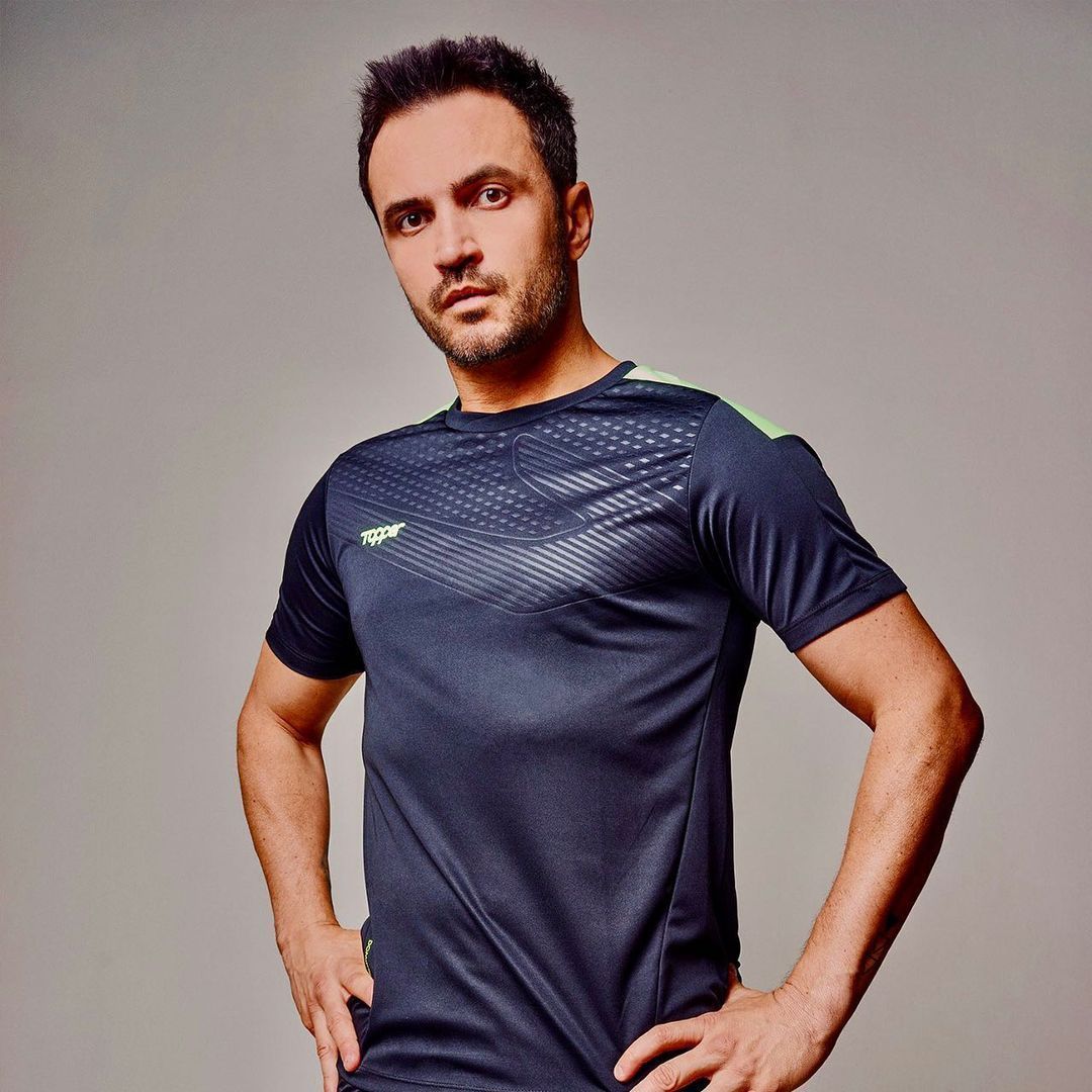 Lenda do futsal, Falcão faz implante de cabelo; veja as fotos - Fotos ...