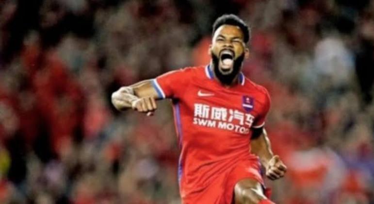 Cabem no seu time? Veja brasileiros que estão na China e podem voltar ...