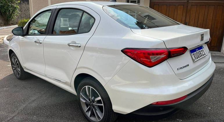 [Avaliação] Fiat Cronos 1.3 CVT perde potência e ganha em eficiência ...