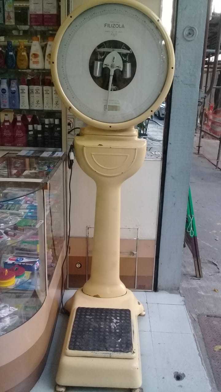 O país ainda possui farmacêuticos tradicionais. Saiba como eles atuam ...