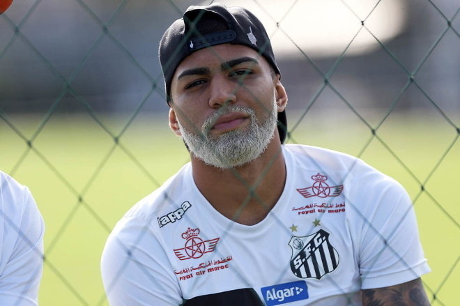 Gabigol muda visual pela 3ª vez desde parada do futebol. Confira ...