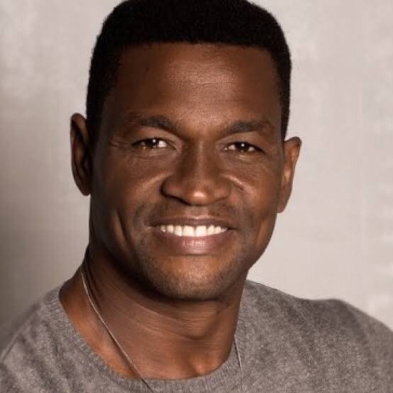 Carlo Porto revela desafios de interpretar Adão, em 'Gênesis ...