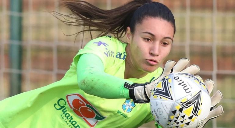 Goleira Lorena vai passar por cirurgia em joelho e está fora da Copa do ...
