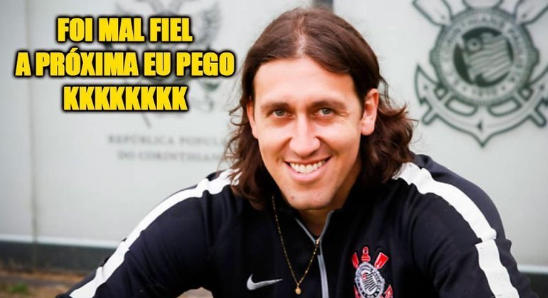 Web não perdoa Cássio em memes após falha contra o Ceará; veja as ...