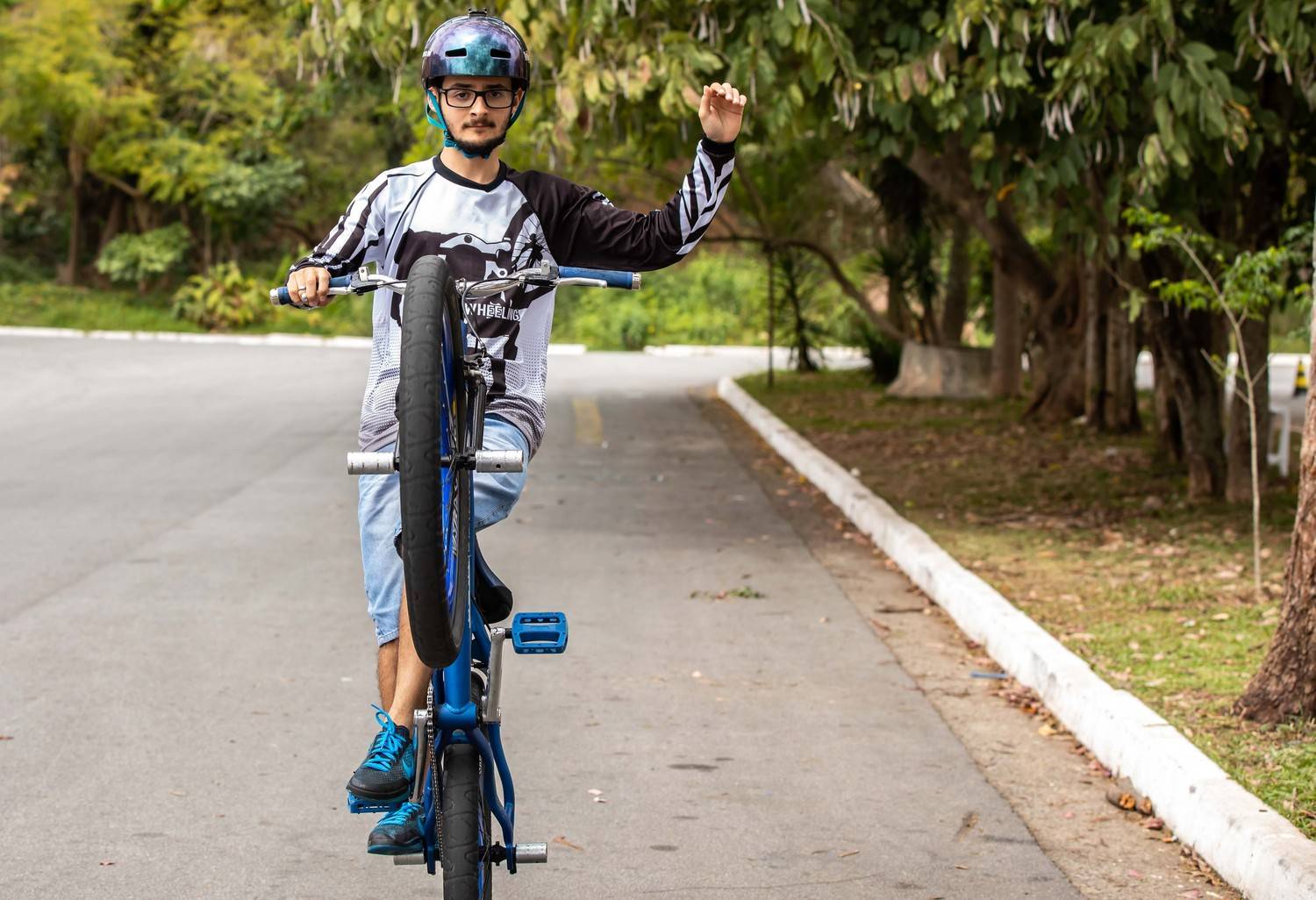 'Grau de bike' movimenta periferia com fenômeno da internet - Esportes ...
