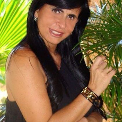 Gretchen completa 61 anos e anuncia que está noiva pela 18ª vez ...