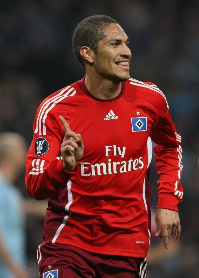 Guerrero jogou em cinco clubes na vida. Lembre a carreira do atacante ...