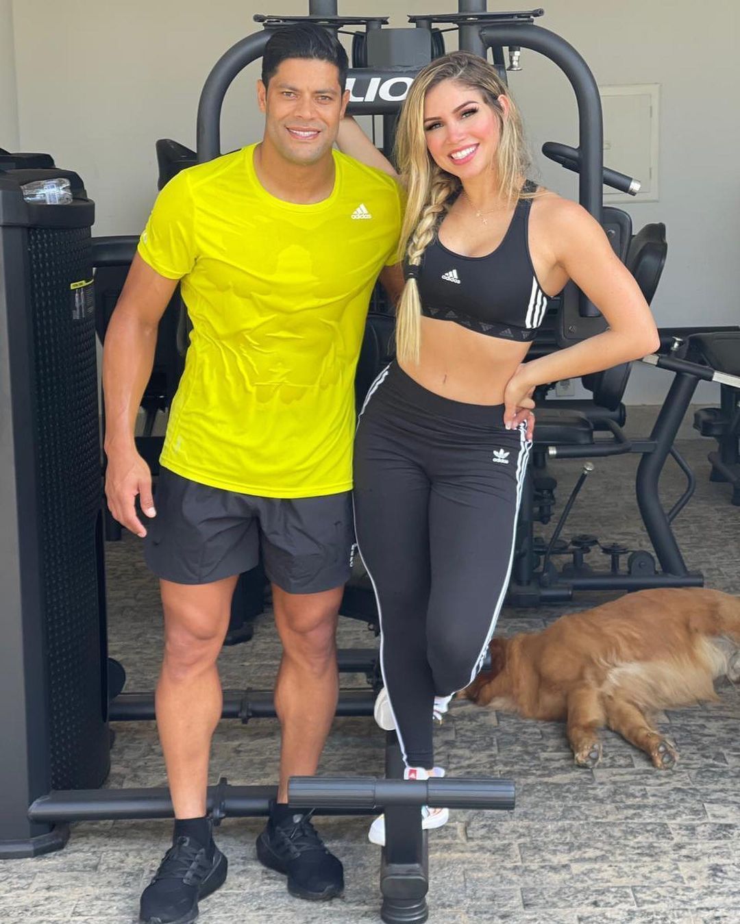 Hulk celebra formatura da mulher e esquece polêmica com a ex-esposa ...