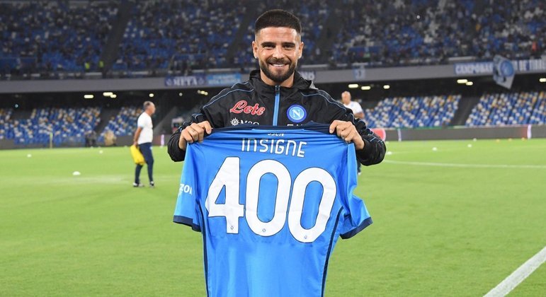 No jogo 400 do capitão Insigne, o Napoli mantém os seus 100% - Prisma ...