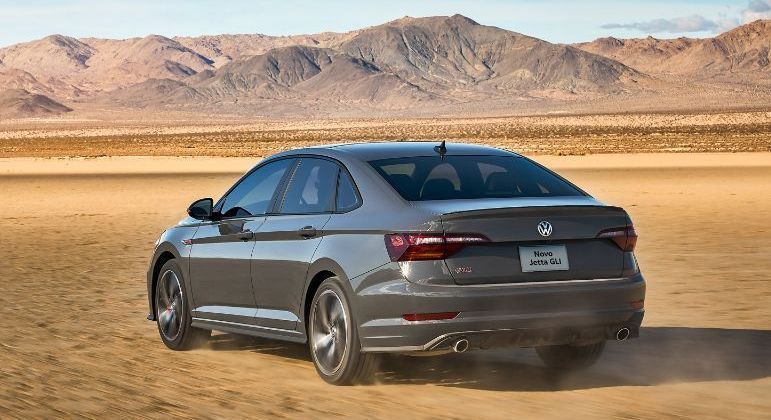 Jetta 2021 aparece só com motor 2.0 TSi no site da Volkswagen - Prisma ...