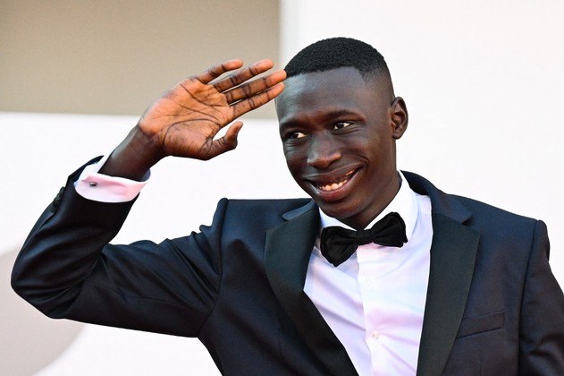 Conheça Khaby Lame, fenômeno do TikTok apontado como novo empresário de ...