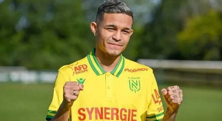 Conheça Adson, atacante que tem o acerto encaminhado com o Vasco ...