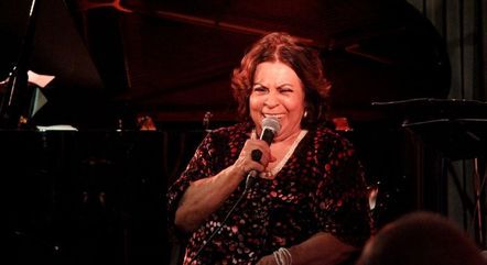 Leny Andrade, cantora de jazz e da bossa nova, morre aos 80 anos ...