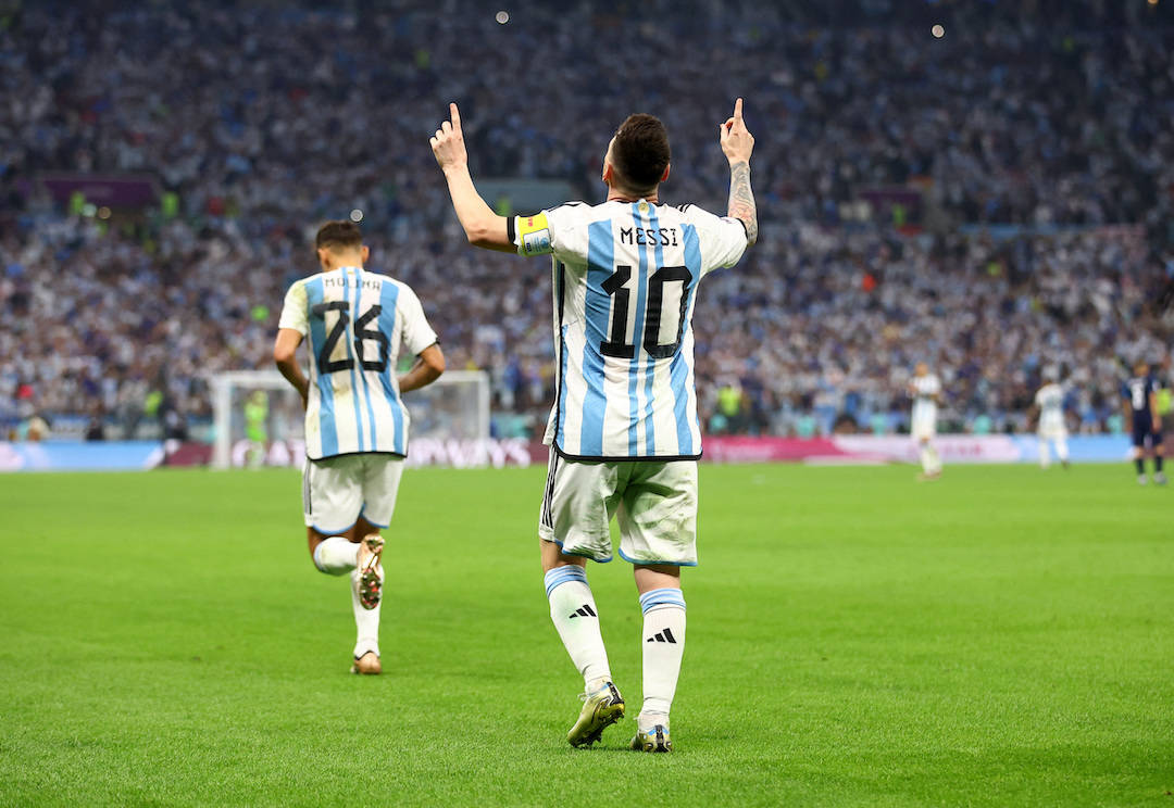 Messi apresenta versão destruidora de recordes na Copa 2022 - Futebol ...