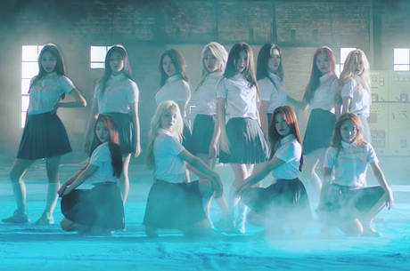 LOONA lança primeiro clipe como grupo de k-pop completo ...