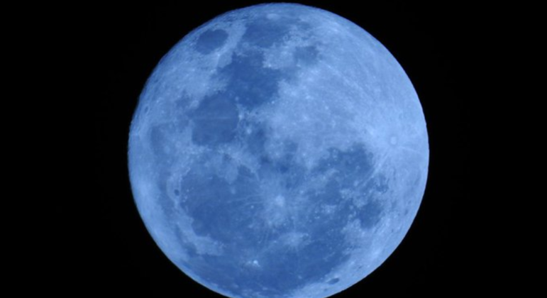 Conheça o raro fenômeno da Superlua azul, que acontecerá esta semana ...