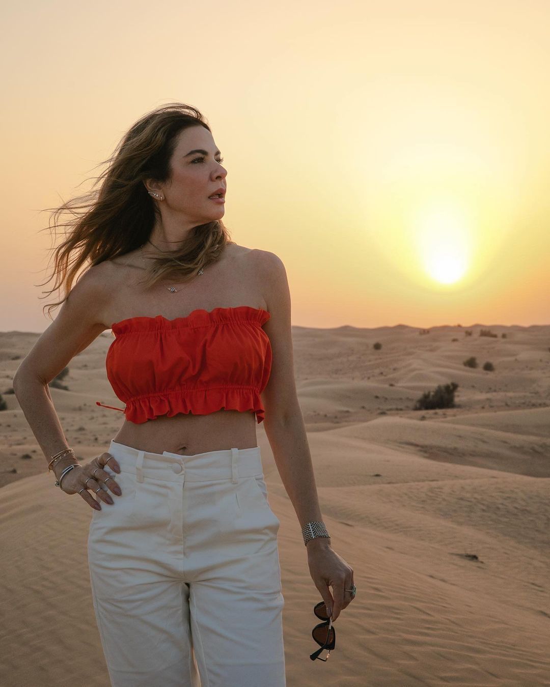 Após Ibiza, Luciana Gimenez curte Ilhas Maldivas em hotel de luxo ...