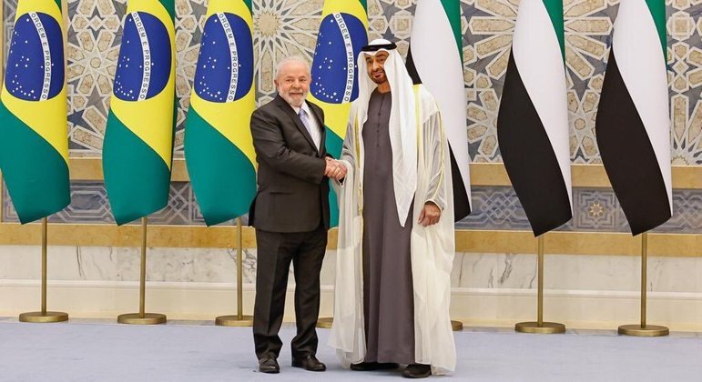 Em Abu Dhabi, Lula fala em parceria no comércio, nos esportes e na ...