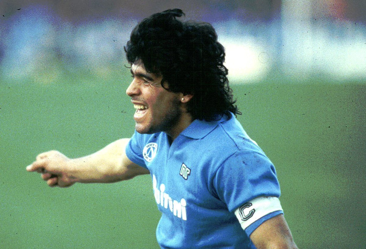 Clubes homenageiam Diego Armando Maradona pelo mundo - Fotos - R7 Futebol