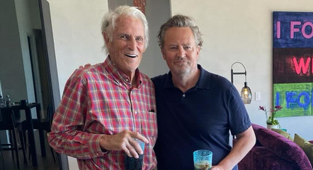 Família de Matthew Perry se pronuncia pela primeira vez após morte do ...