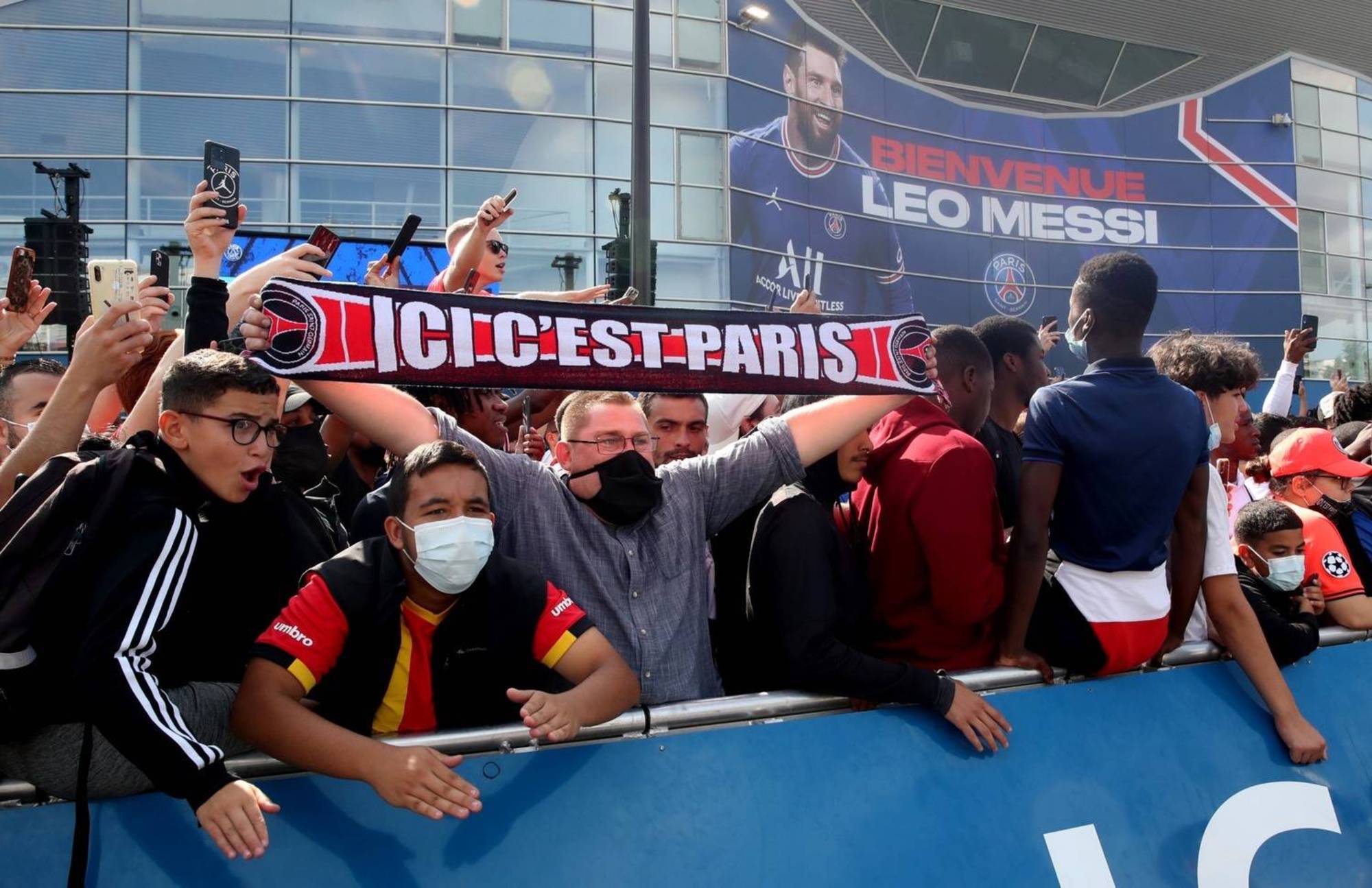 Veja imagens da apresentação de Messi no Paris Saint-Germain - Fotos ...