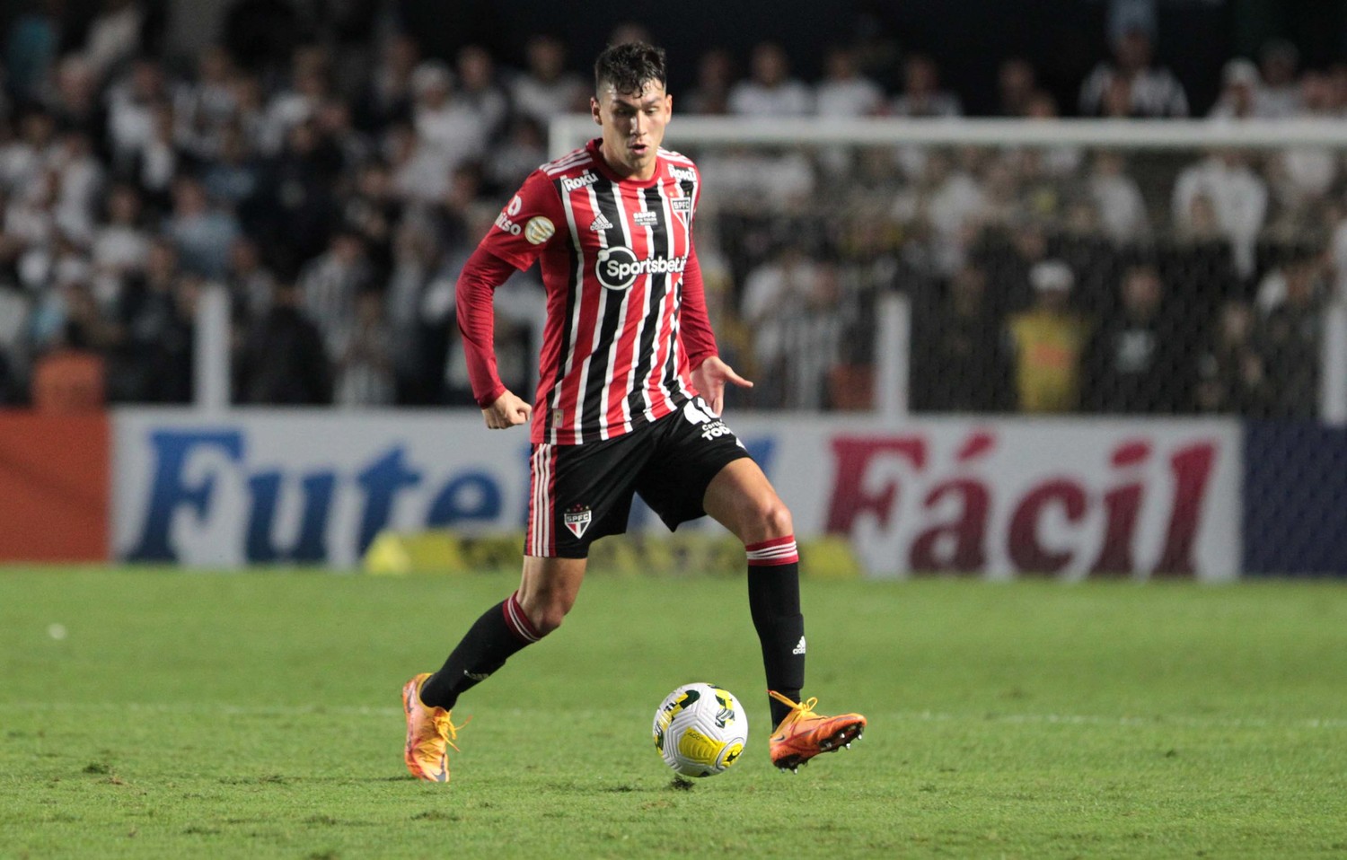 Ferraresi deve ganhar nova oportunidade no São Paulo - Esportes - R7 ...