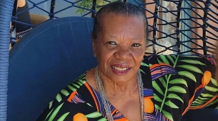 'Me sinto uma velha para frente', diz Neusa Borges, aos 81 anos ...