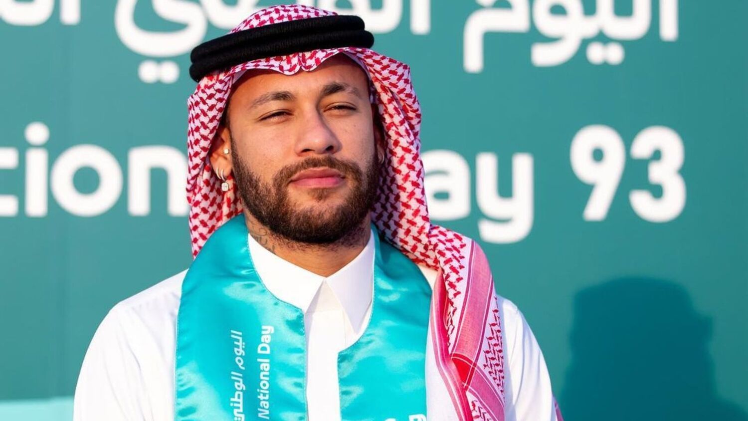 Neymar celebra ‘Dia Nacional da Arábia’ com roupa tradicional do país e ...