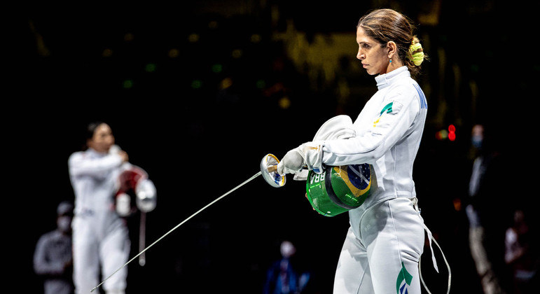 Brasileira da esgrima lamenta eliminação: 'Derrota que faz mal ...