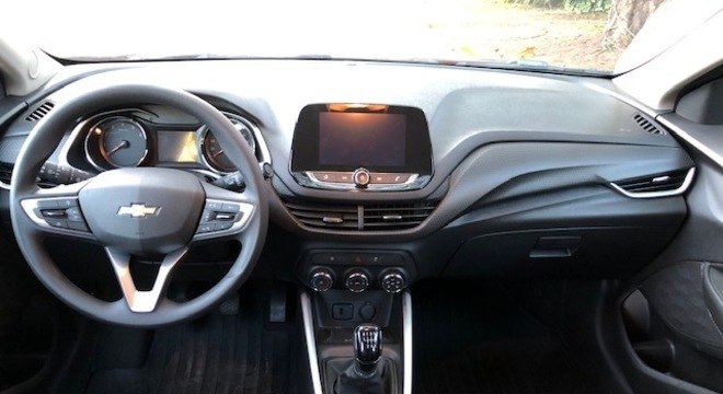 [Avaliação] Andamos com o Onix LT: o mais barato e mais vendido ...