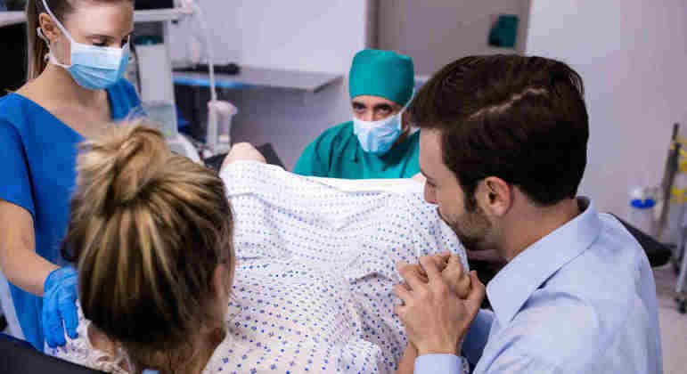 Gestantes têm direito a um acompanhante durante o parto? - Notícias ...