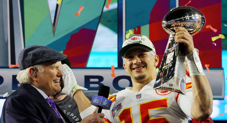 Patrick Mahomes, do Kansas City Chiefs, é eleito MVP do Super Bowl ...