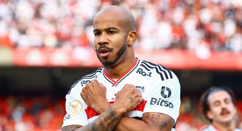 Com gol de Patrick, São Paulo vence América-MG pelo Brasileirão ...