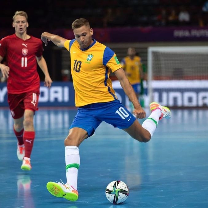 Destaque no Mundial de futsal, Pito é o novo reforço do Barcelona ...