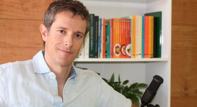 Internet: ensino gratuito e de qualidade em um clique - Notícias - R7 ...