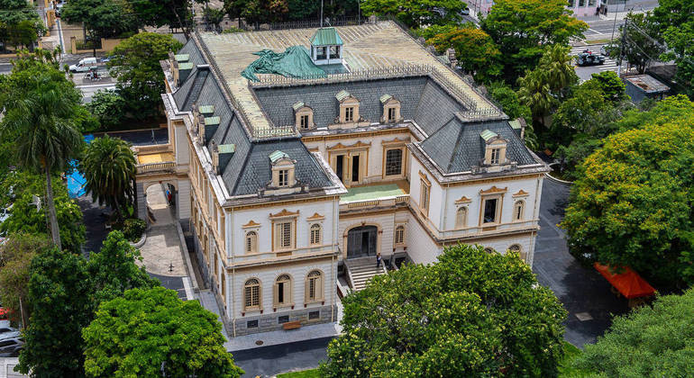 Cotado para sede do governo de SP, palácio dos Campos Elíseos abriga ...