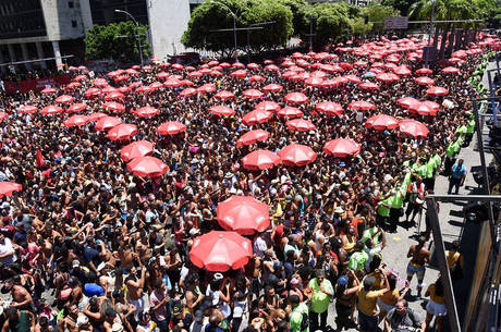 Carnaval de rua do Rio de Janeiro em 2021 é adiado - Notícias - R7 Rio ...