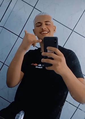 Após Um ano depois o pai continua a procura do filho desaparecido na ...