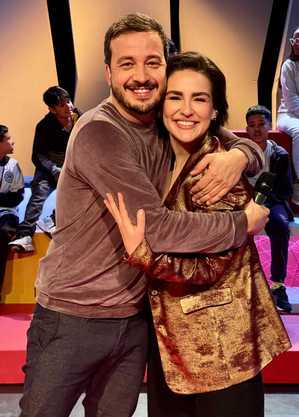 TVs montam programação para a volta do horário político - Prisma - R7 ...