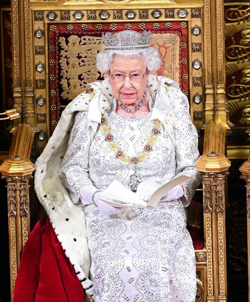 Rainha Elizabeth 2ª completa 70 anos no trono britânico - Notícias - R7 ...